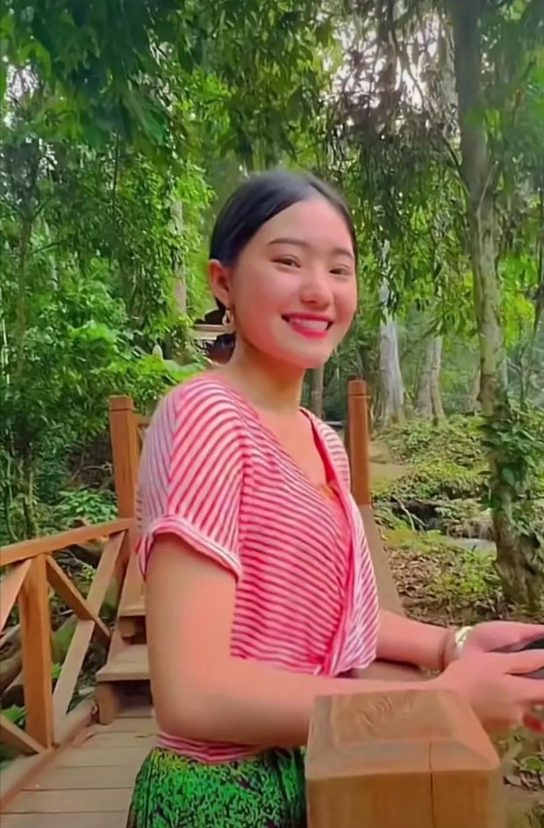 The pure Lao Lao girl, without Ding Zhen's good luck, can only make a ...