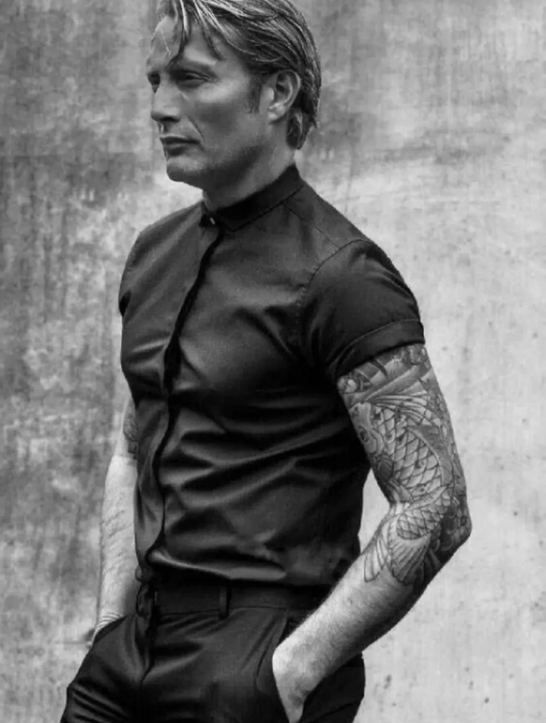 European and American Star Atlas - Max Mickelson - iNEWS