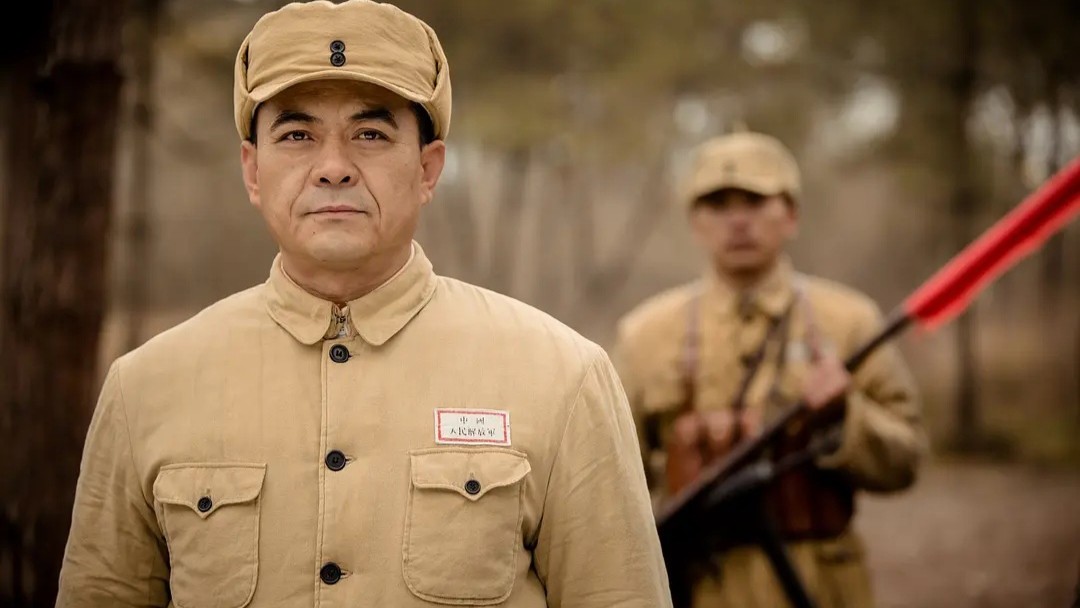 Li Jian re-enacted the Anti-Japanese War drama, partnered with the old ...