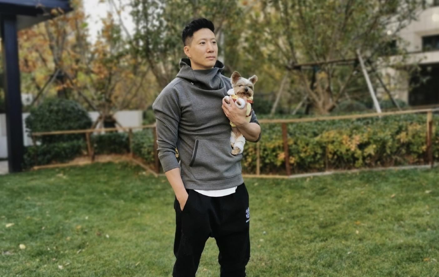 Sammo Hung's 42-year-old son's recent photo exposure - iNEWS