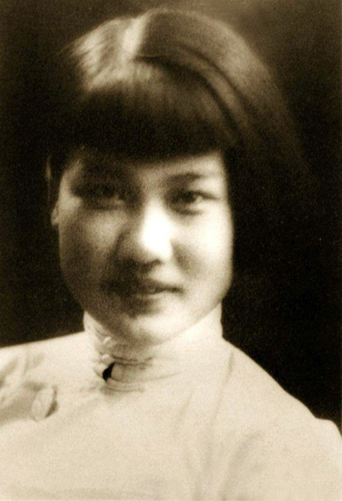 The same big star plays a rural woman, put Bai Yang and Zhang Ruifang ...