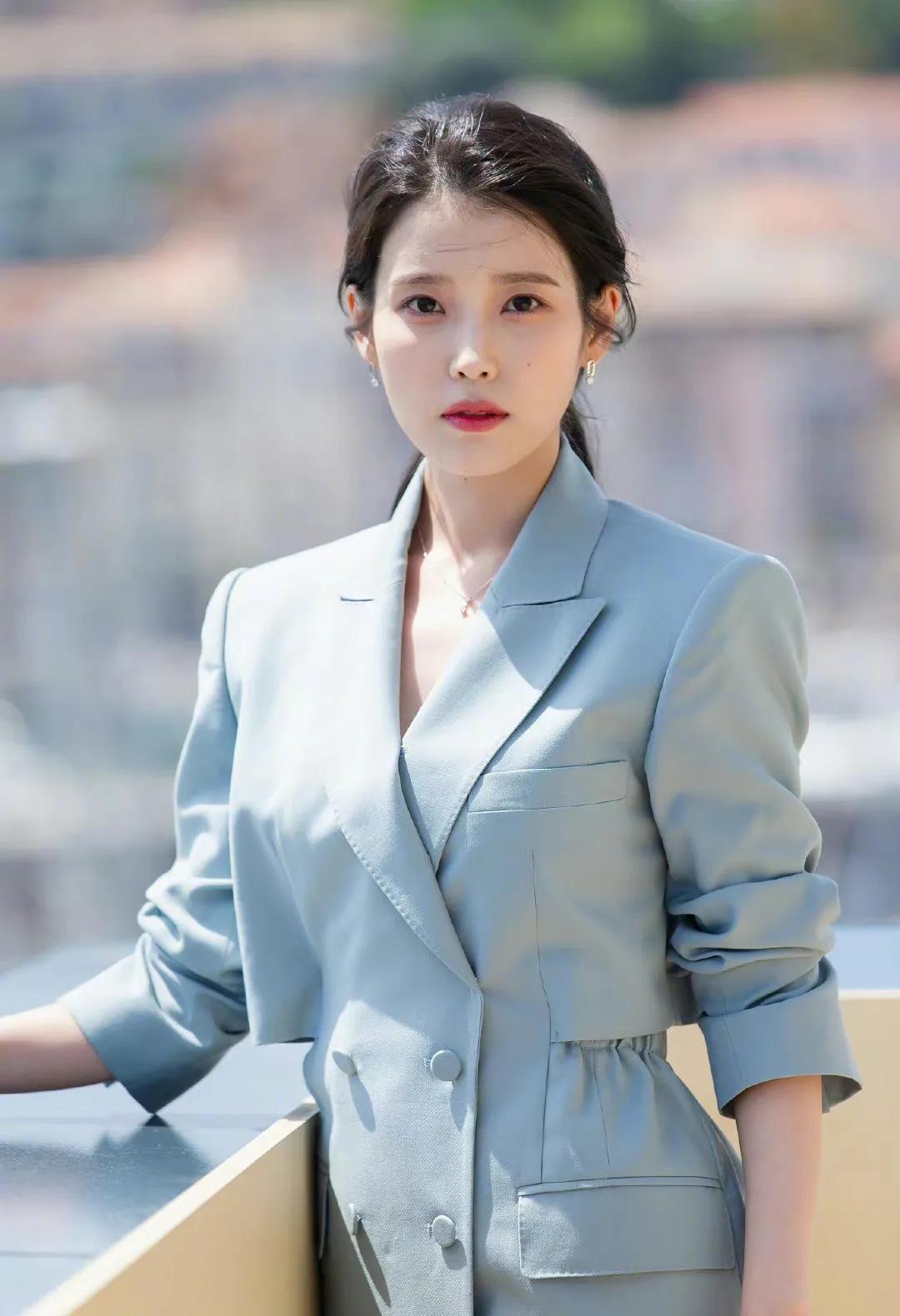 IU Li Zhien suit | Meitu wallpaper - iNEWS
