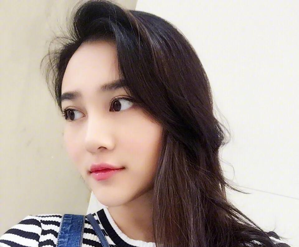 Guo Yixin: Hong Kong young model, Chinese and Korean mixed blood, sweet ...