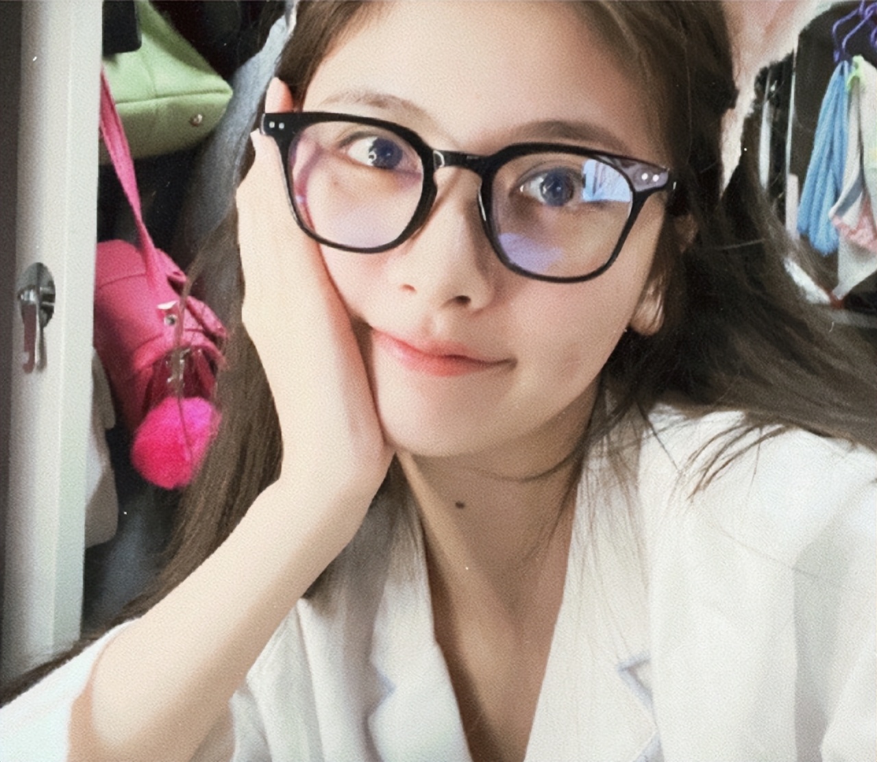 Kong Ruchun posted a video of dancing, stooping down and hunched over "vulgar", netizens: like a ...