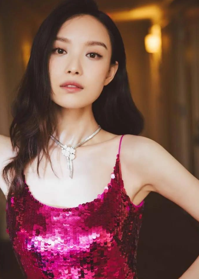 Ni Ni, who has transformed from "Jade Mo" to "Zhu Suosuo" in ten years ...