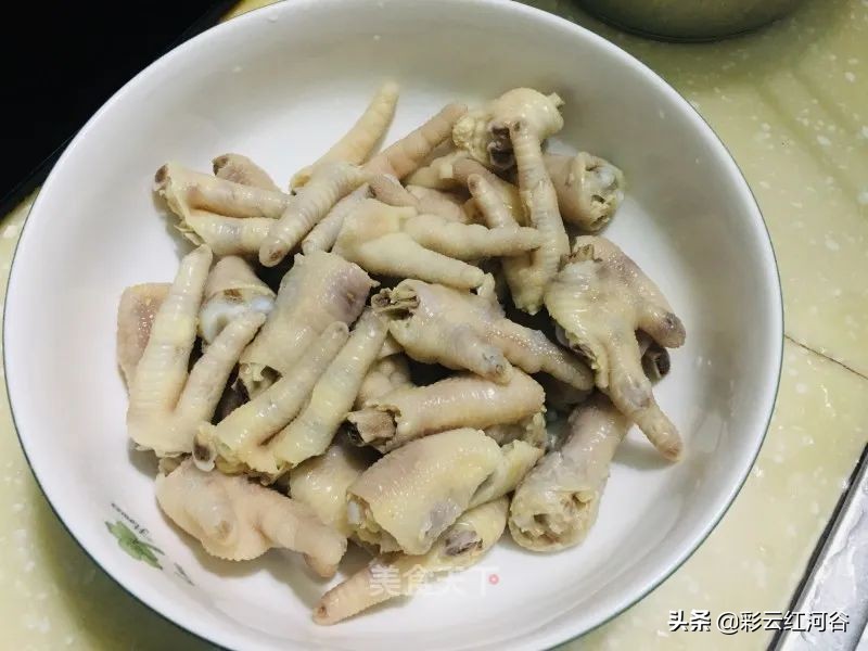 Lemon Chicken Feet! - iNEWS