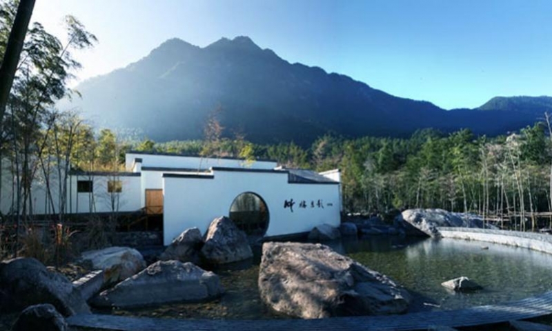 A popular scenic spot in Jiangxi, with selenium hot spring as the core ...