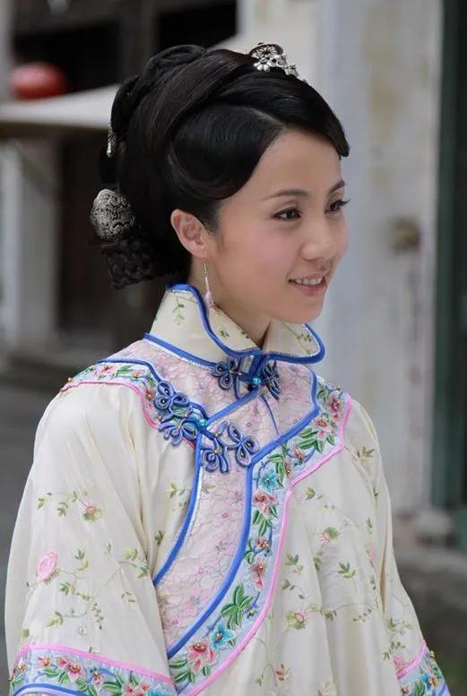 Jin Peony, Du Jin'e, Nuwa's descendant, Qing'er, she is actress Sun Li ...