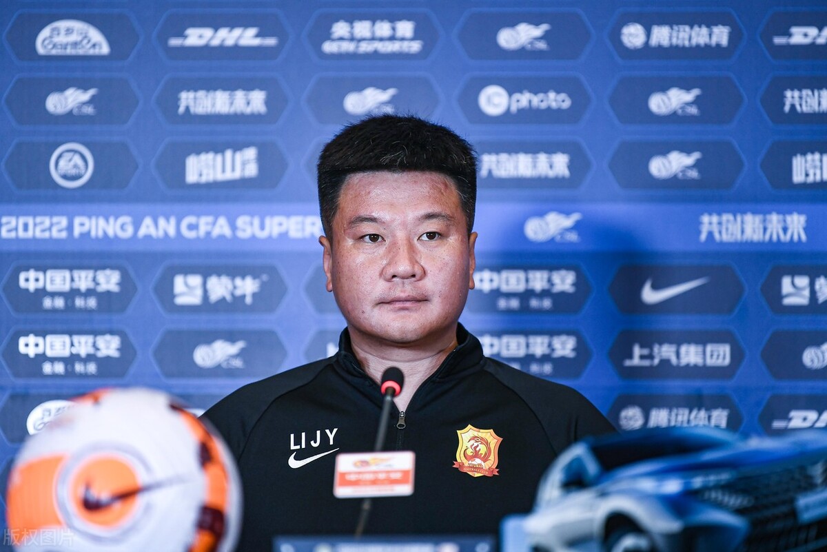 Li Jinyu: Xu Dong has 12 stitches and it takes half a month to remove ...