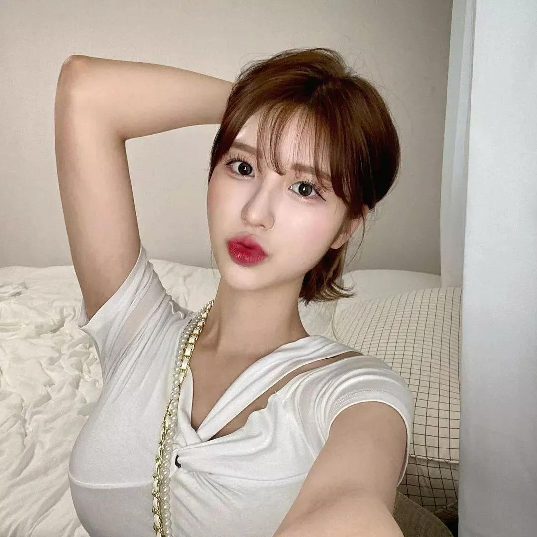 A big wave of Korean sexy beauties, devil curves, hot bodies, and angelic looks.captivating - iNEWS