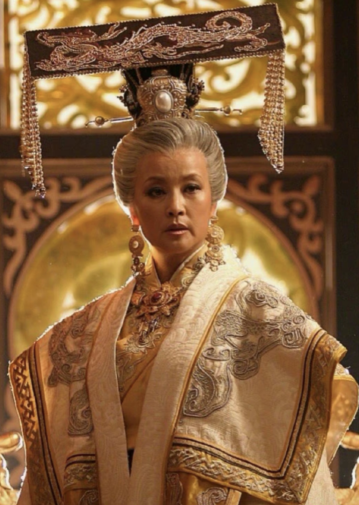 The stars mourned the famous director Chen Jialin, Liu Xiaoqing posted ...