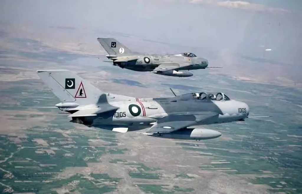 Egypt bought 50 J-6s for 160 million, but was unwilling to give money ...