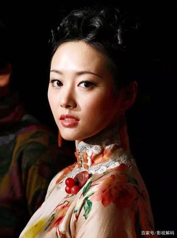 Li Chun: He acted in "The Thirteen Hairpins of Jinling" when he debuted ...