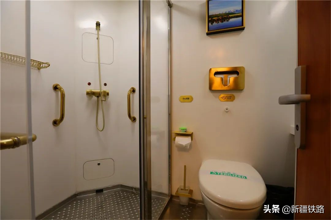 This year's first "New Oriental Express", TA is here! - iNEWS