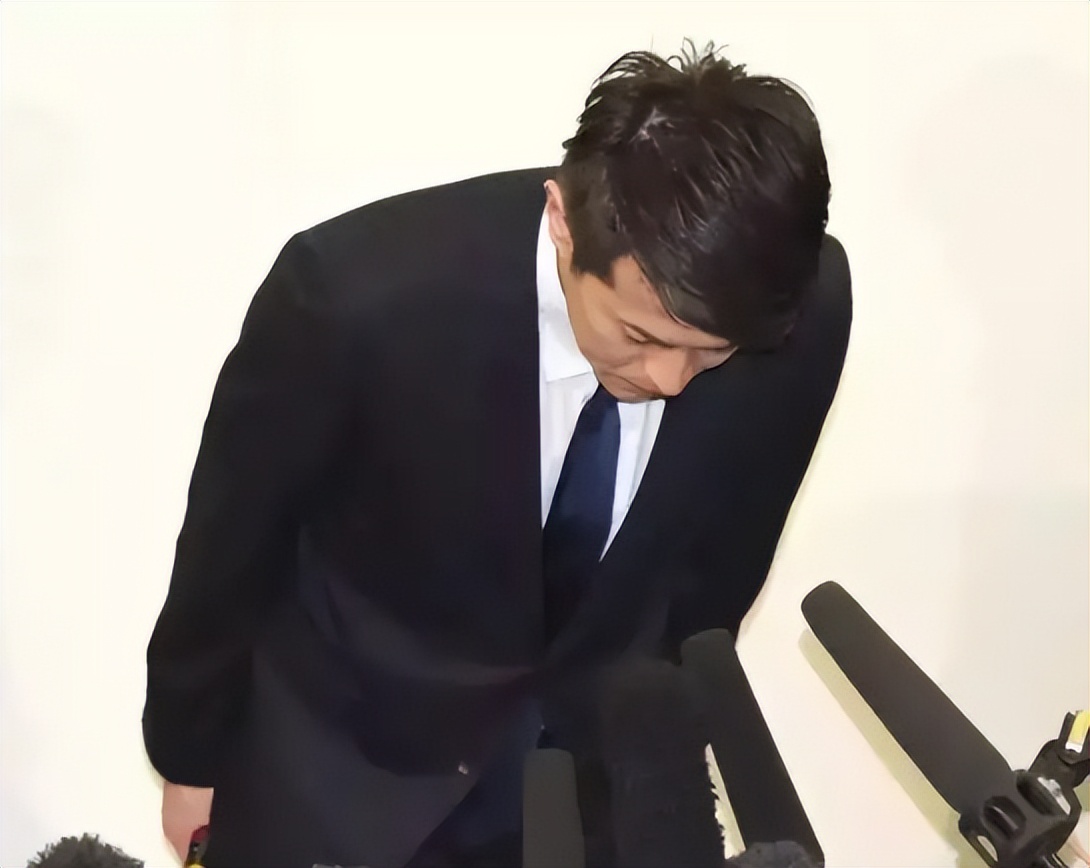 How scumbag is Kondo Masahiko?Lies to Anita Mui to be a junior ...