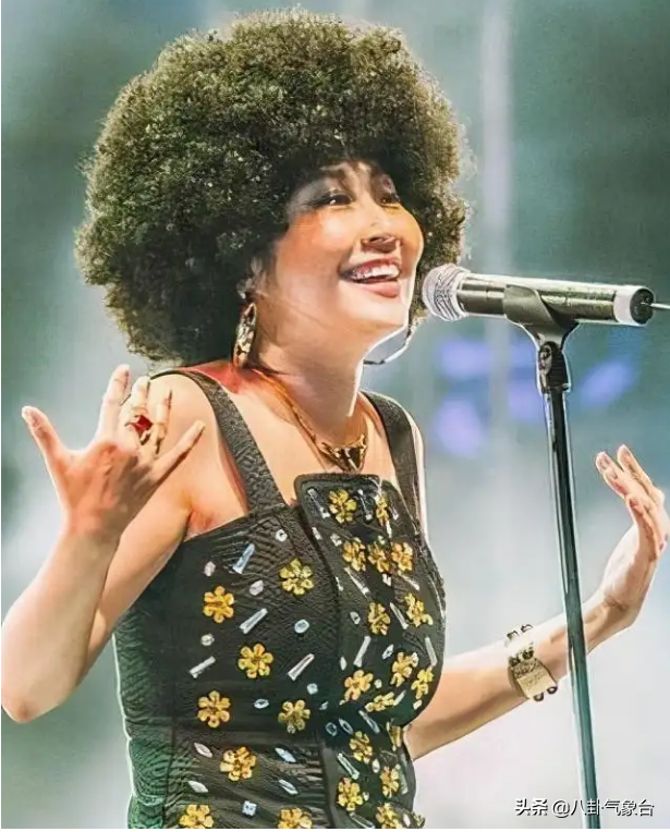 Zhang Qiang, who became famous at the age of 16 and married at the age ...