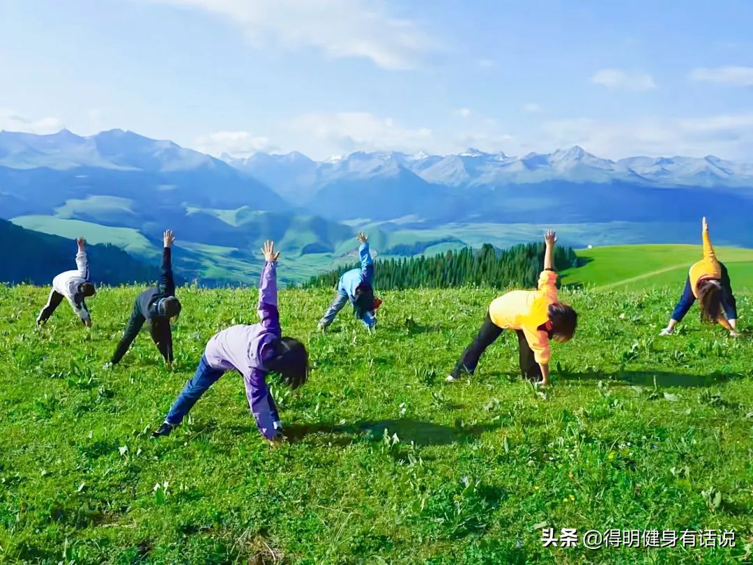 Open the back without asking for help, the method of stretching the ...