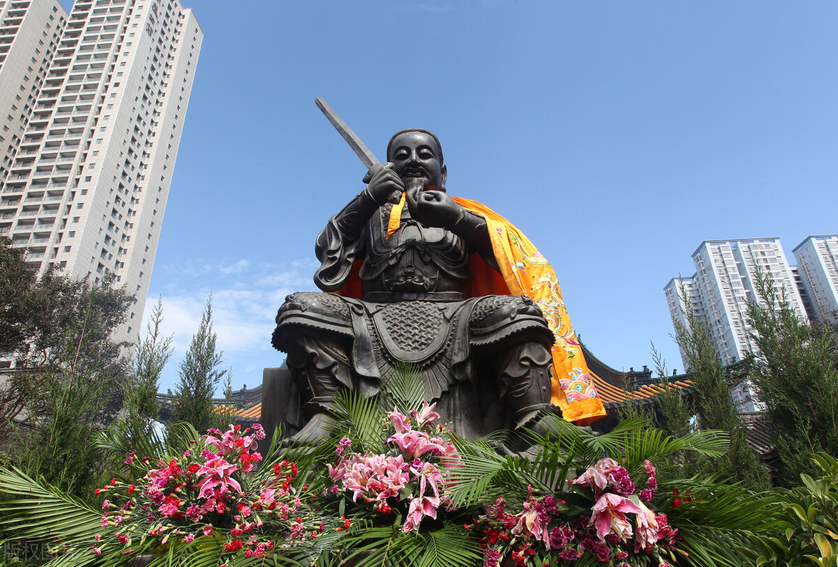 How strong is Emperor Zhenwu?From a small guardian god to a demon ...