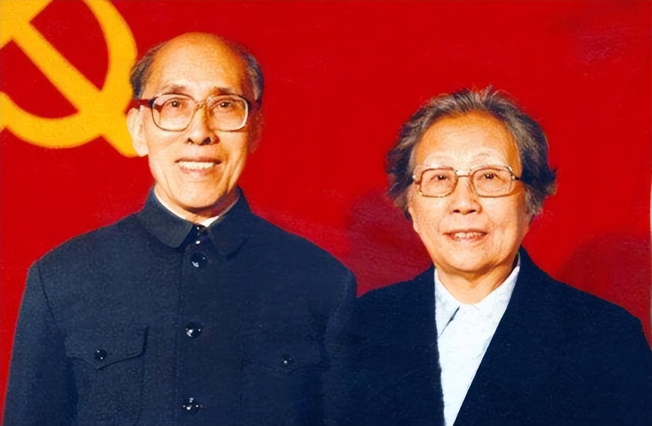 Undercover Kuomintang for 19 years, he became a lieutenant general and ...