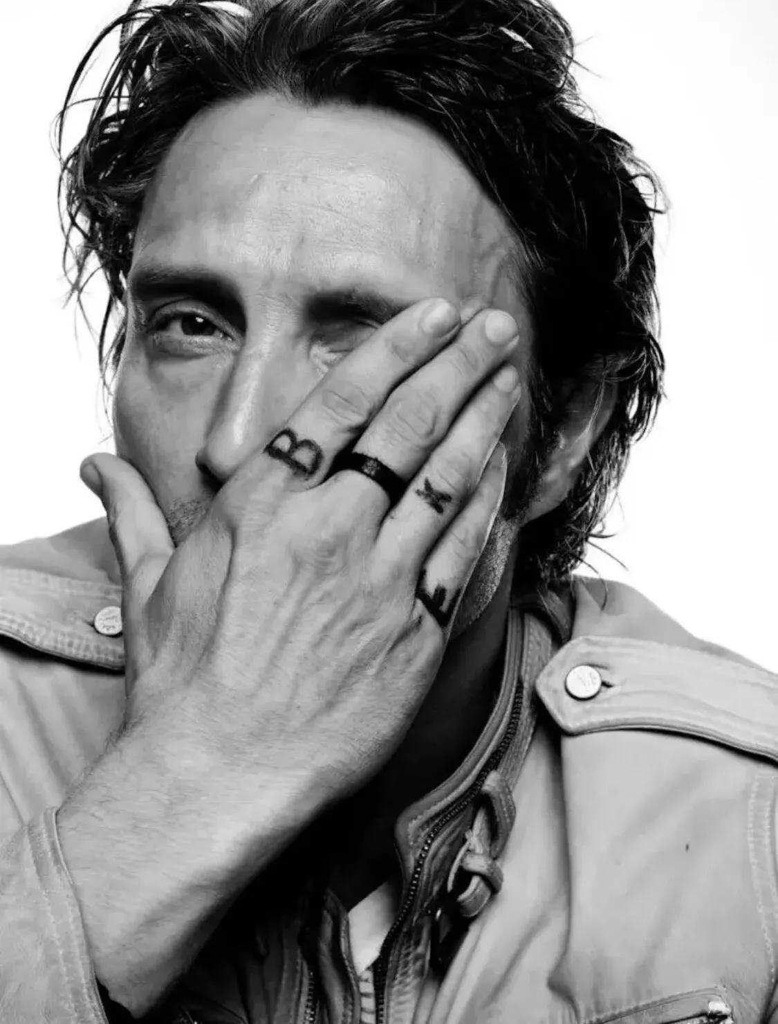 European and American Star Atlas - Max Mickelson - iNEWS