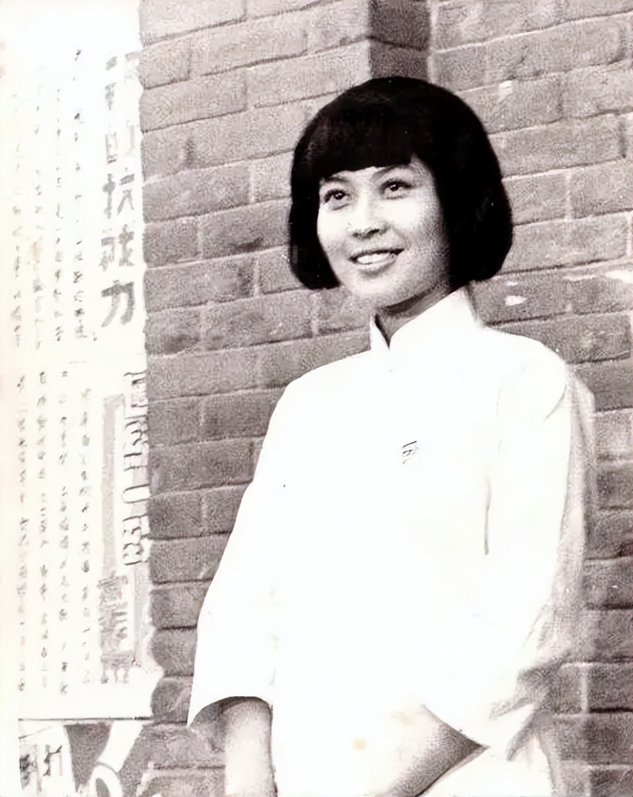 Fu Lili: Married to first love Sun Chun for 37 years, 63 years old ...