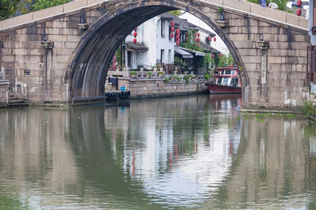The location of Liu Yifei's "Meng Hualu" was exposed: this low-key town ...