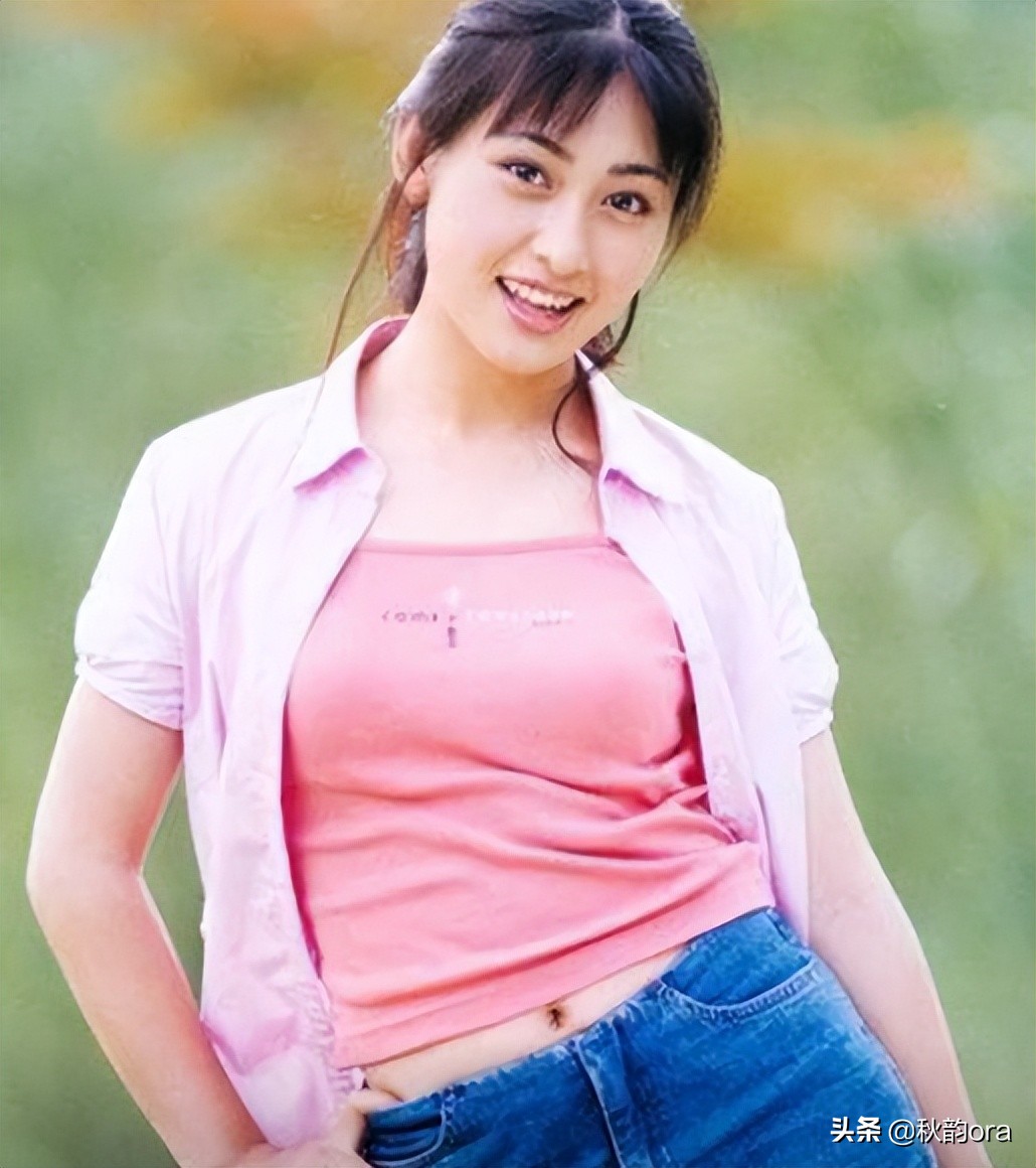 Wang Yaqi: He fell in love with Zhang Tielin at the age of 17, married Li Zixiong at the age of ...