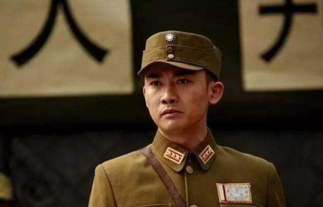 Undercover Kuomintang for 19 years, he became a lieutenant general and ...