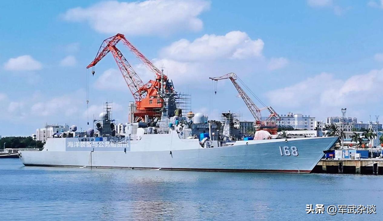 The old ship is back!The Chinese Navy's 168 "Guangzhou" ship was ...