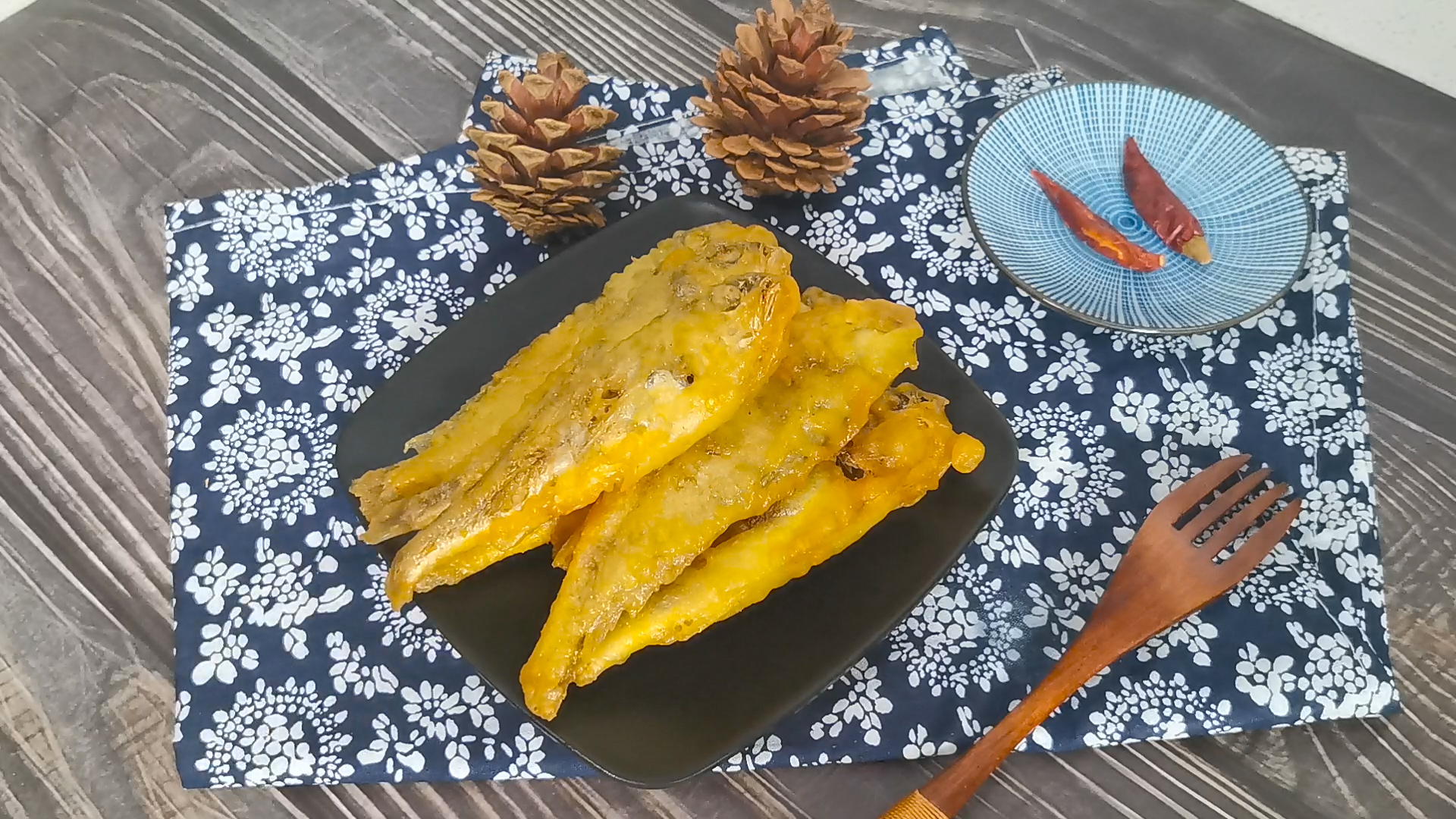 Fried small yellow croaker, it is a big mistake to use starch and flour ...