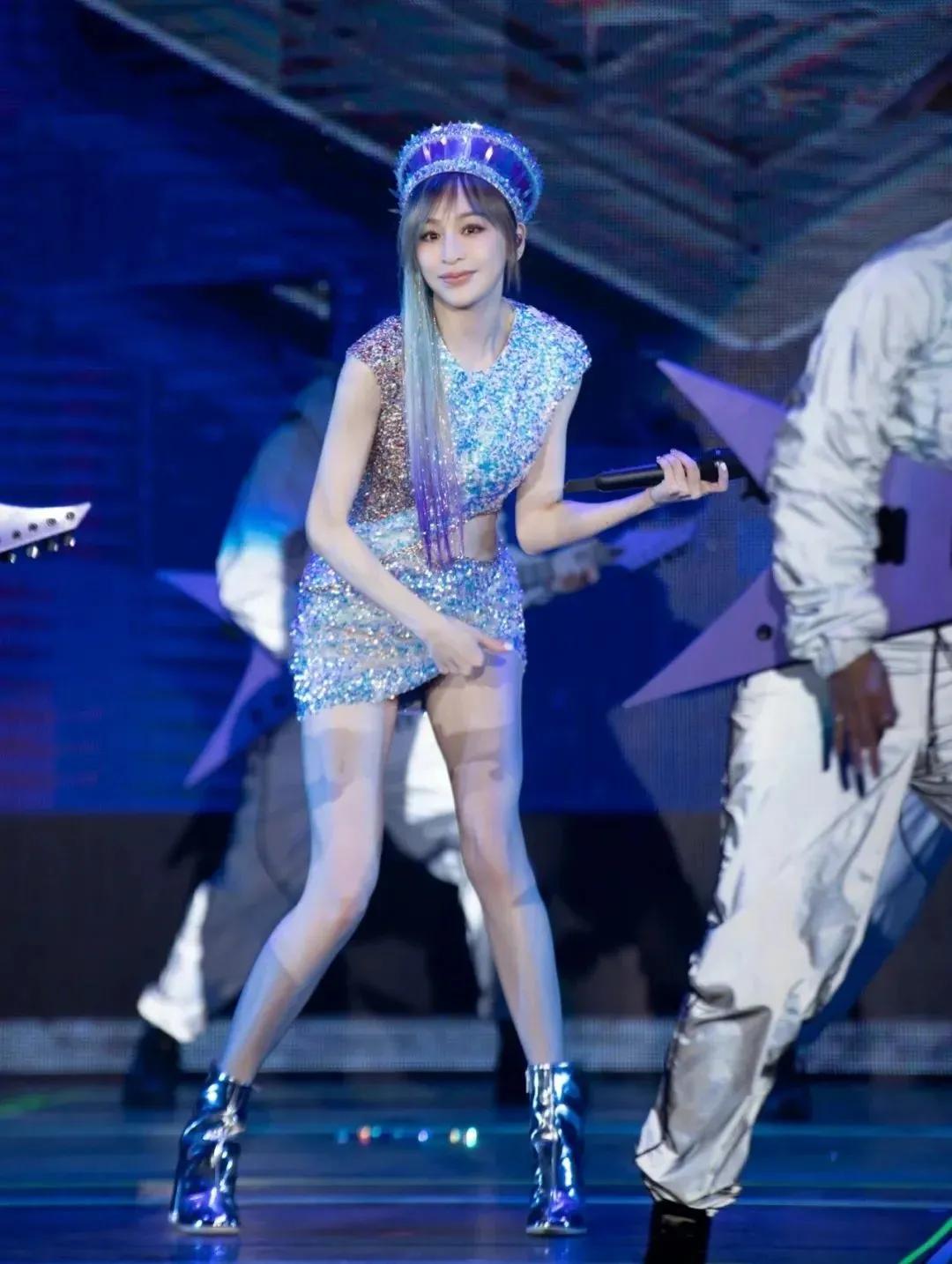 Sweetheart leader Wang Xinling - iNEWS