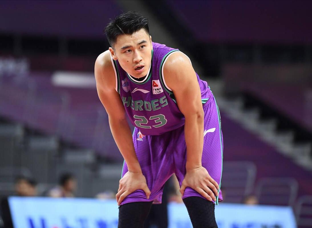 Gong Xiaobin's old team was frustrated, the data of two champions fell ...