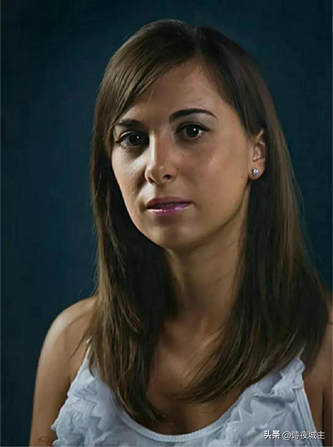 The painting master Javier's body oil painting is full of beauty ...