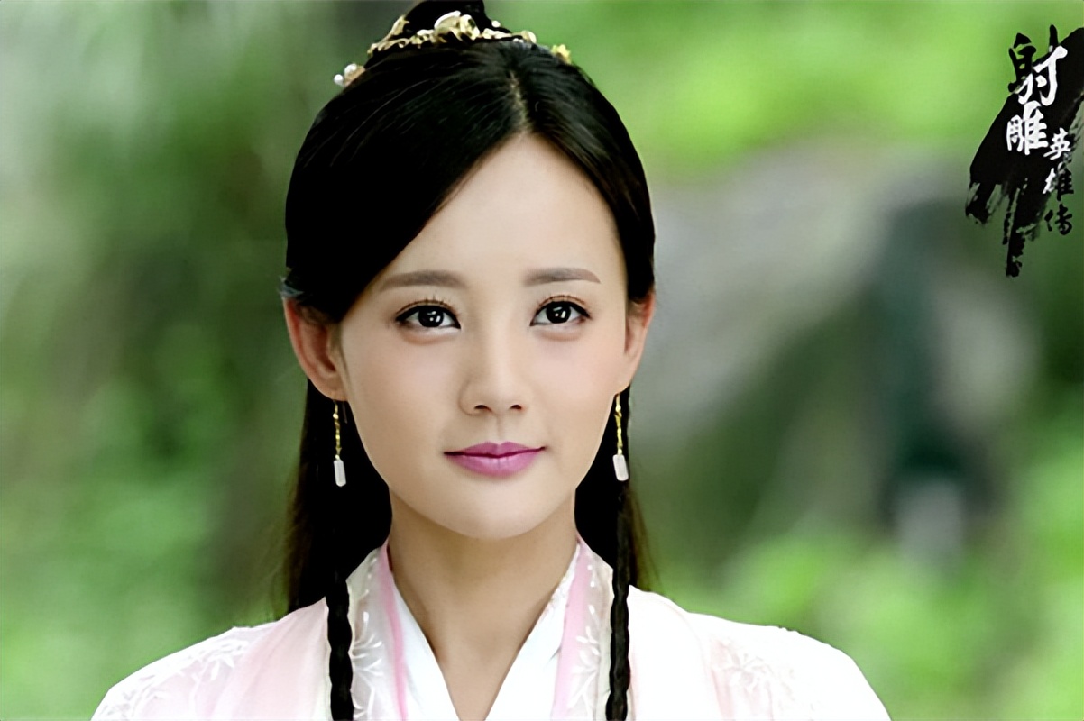 Also playing "Huang Rong", watching Weng Meiling, Ariel Lin and others ...