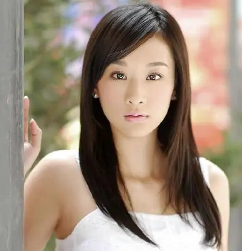 Mu Tingting: A beautiful actress from Chongqing, her parents are full ...
