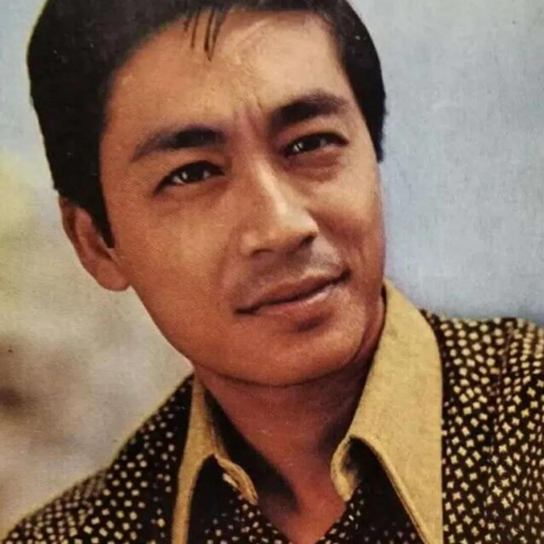 Zeng Jiang, a talented actor, the unique Huang Yaoshi - iNEWS