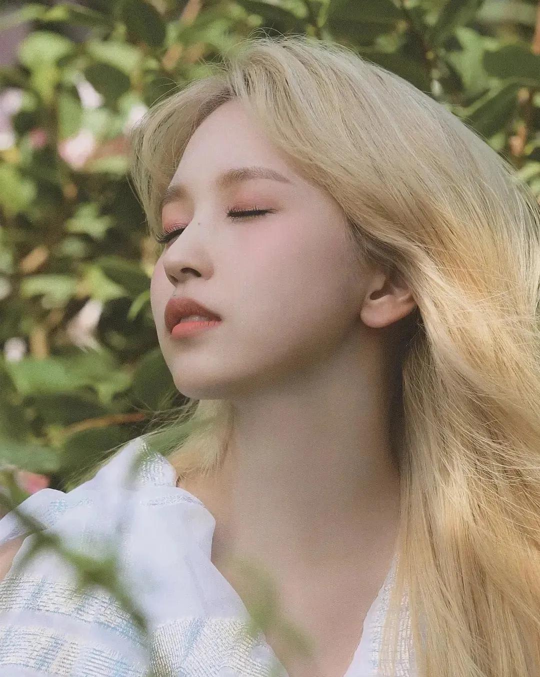 Japanese-Korean female singer Nai Minami - iNEWS