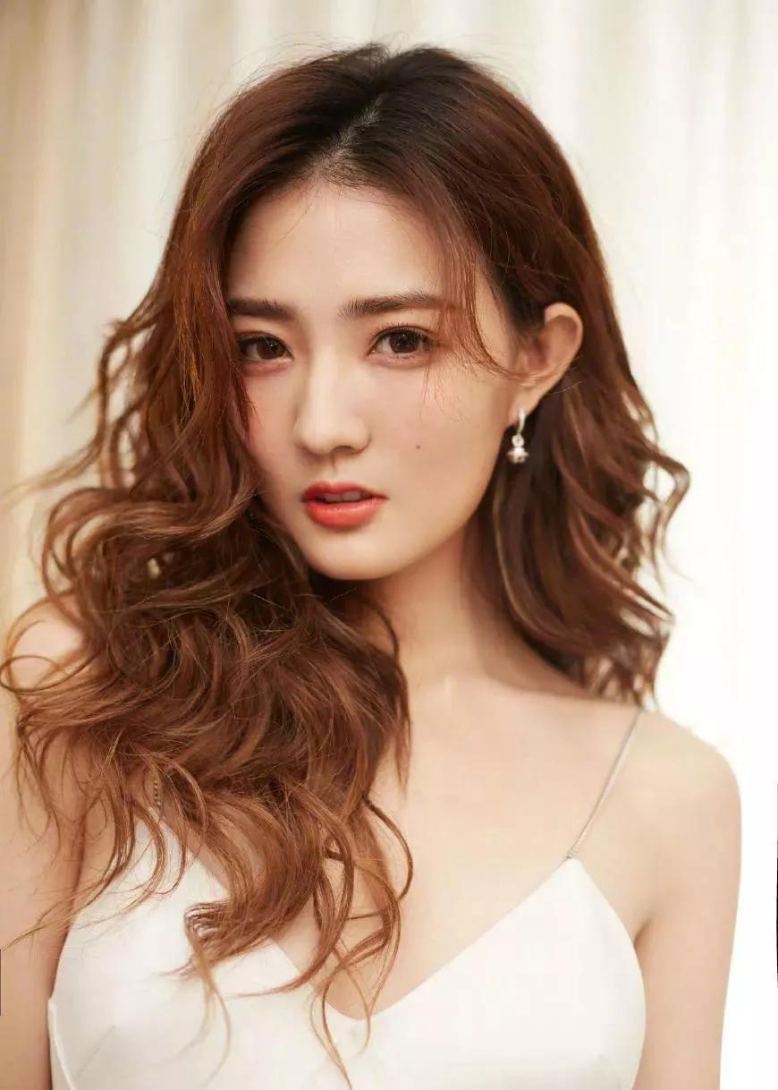 Elf princess Xu Lu - iNEWS