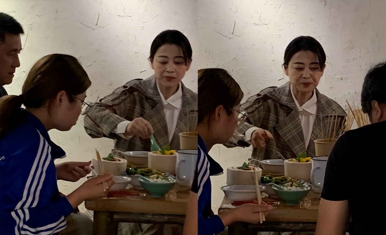 Huang Bo was filmed eating in the crew, ordering a table of delicious ...