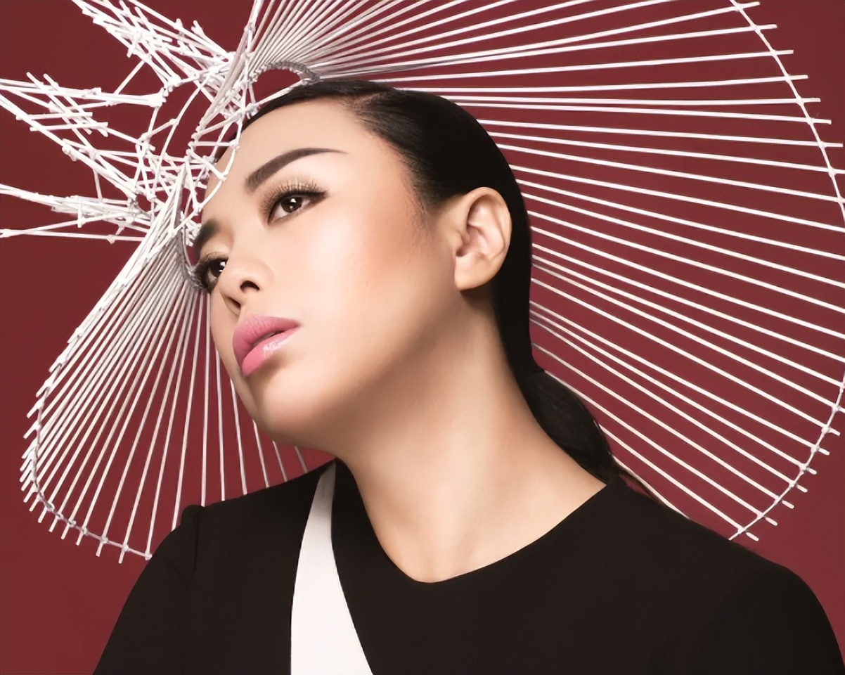 Huang Qishan: Three marriages and three divorces, 54-year-old has no ...