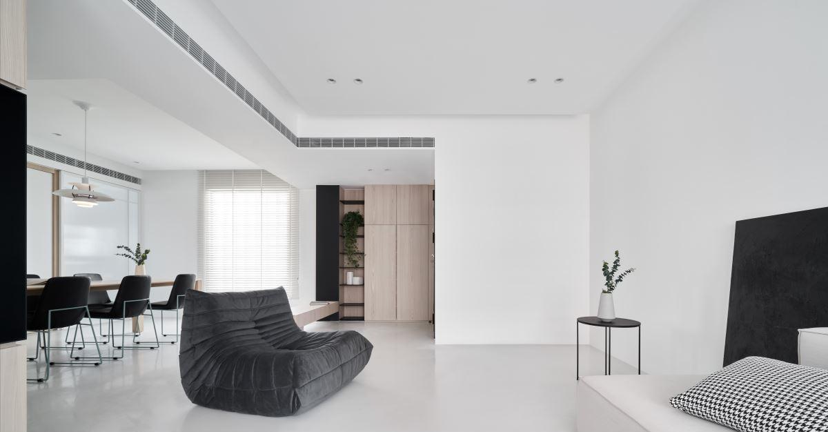 The 116-square-meter old house was transformed into a family of four ...