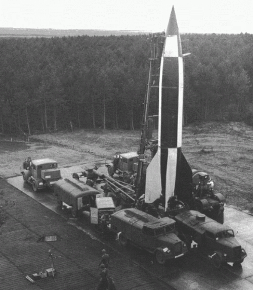 German V-2 ballistic missiles falling in London - iNEWS