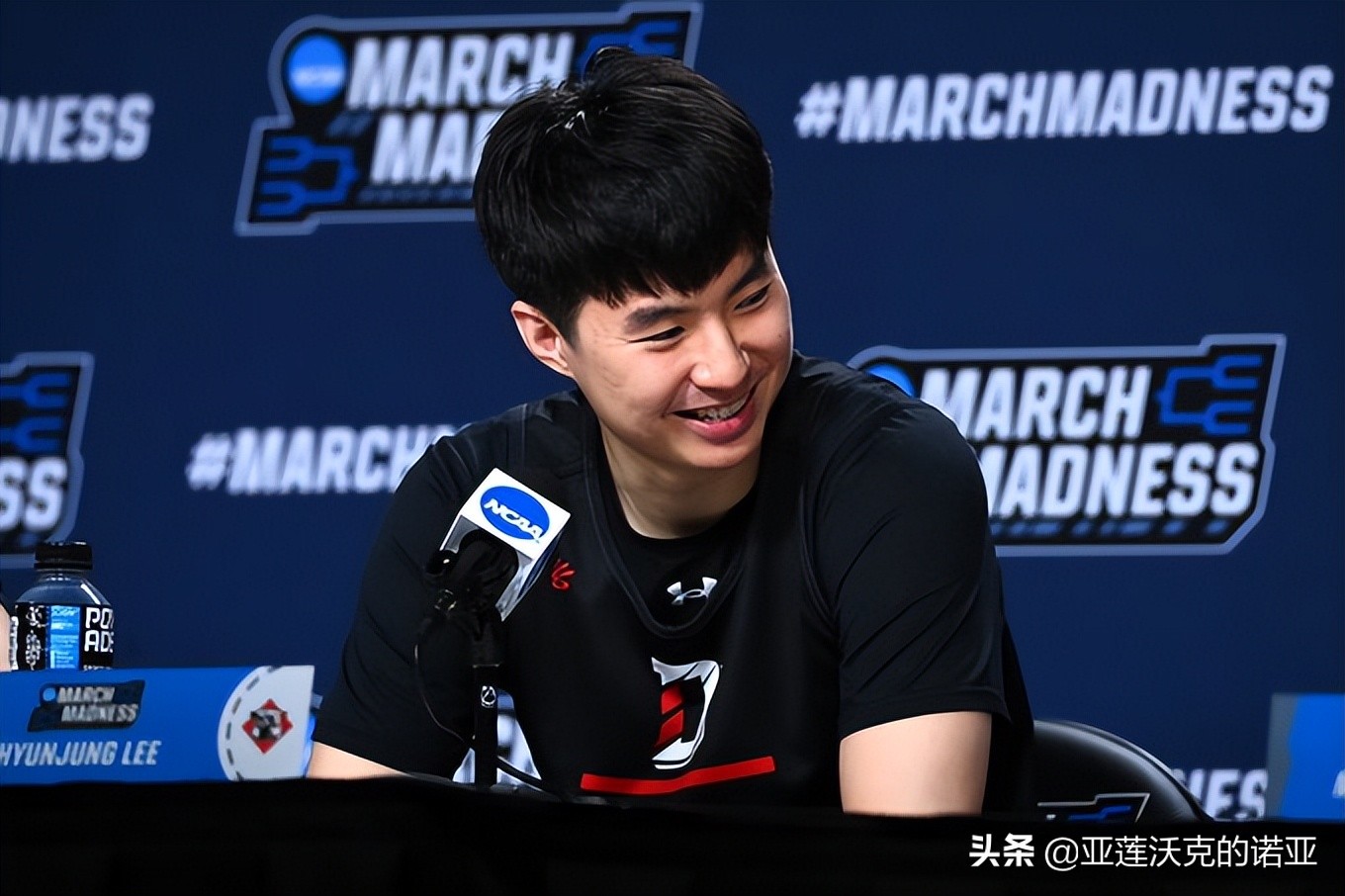 Curry apprentice!Davidson College's South Korean shooter Lee Hyun Joong ...