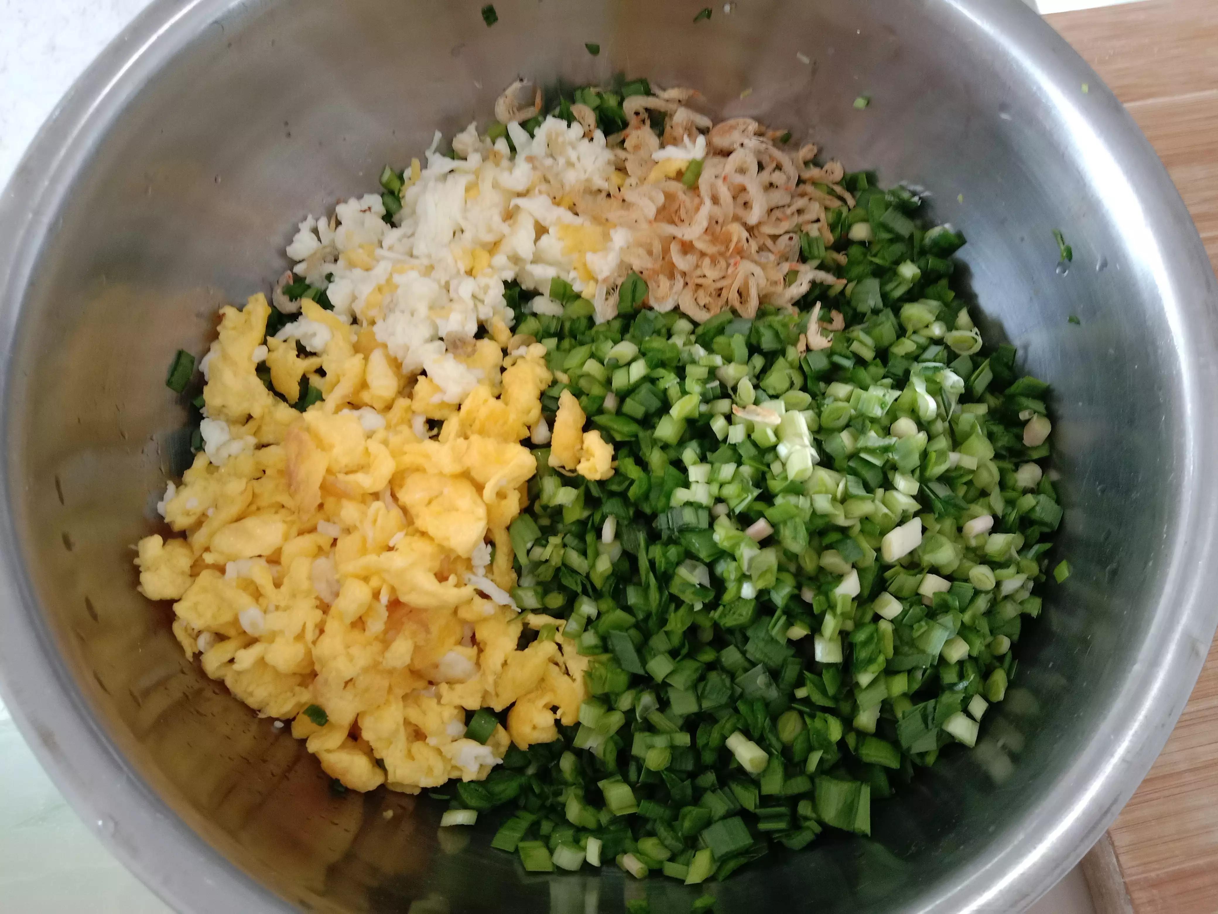 I bake a few large leek boxes without oil. The stuffing is big and ...