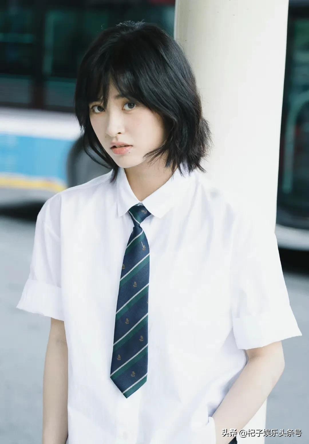 When female stars wear school uniforms, Zhao Liying, Bailu, Ju Jingyi ...